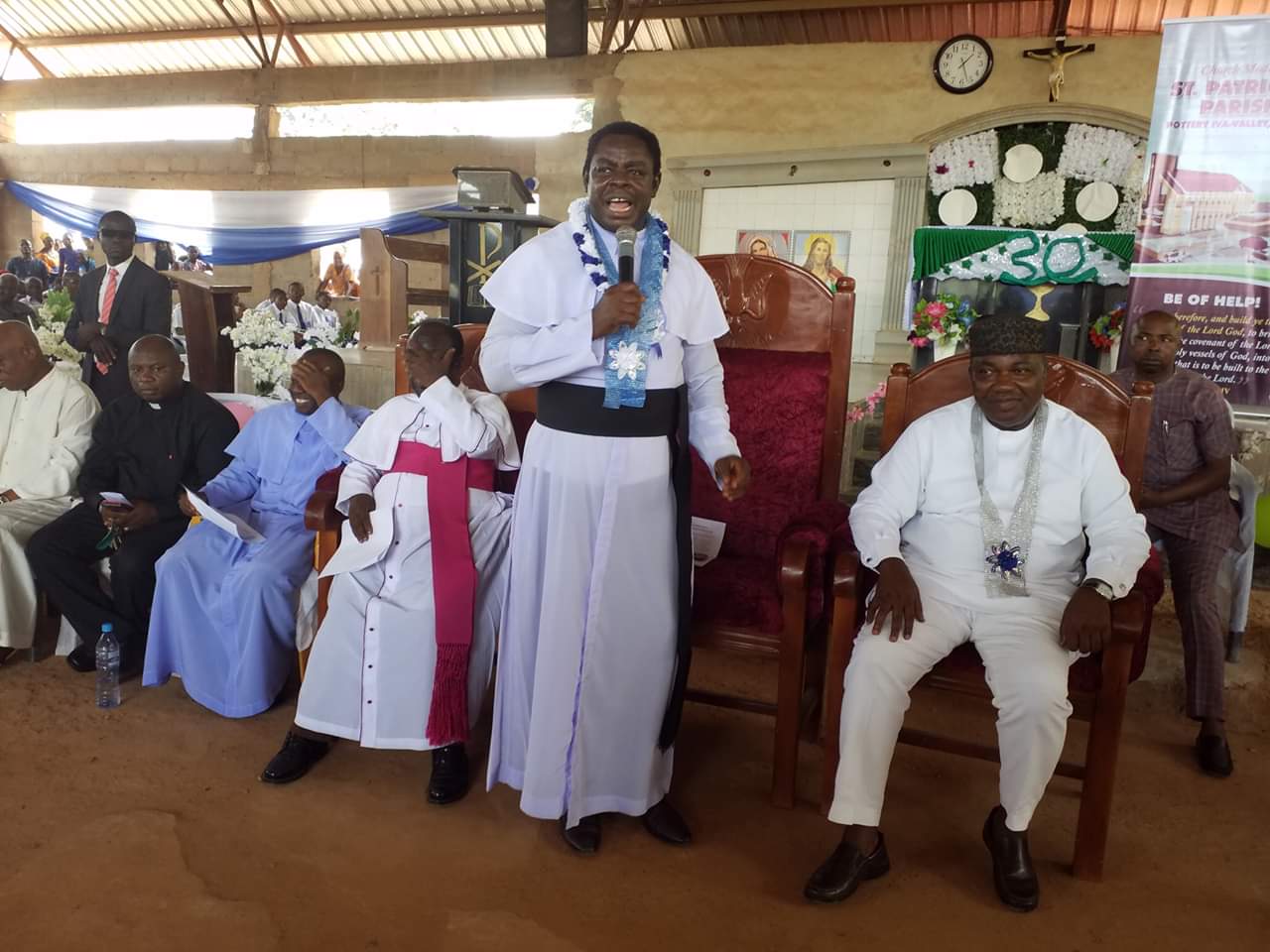 Eva-Valley People Praise Governor Ugwuanyi on Road Construction (Photos ...