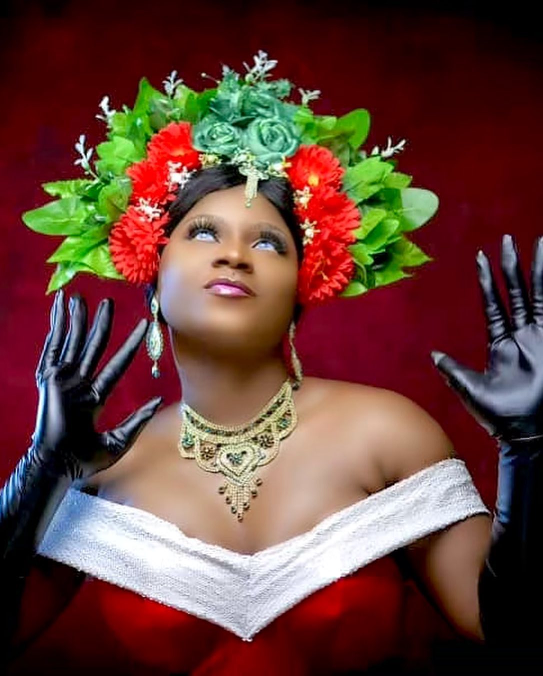 Actress Destiny Etiko Shares Stunning Photos To Celebrate Christmas ...