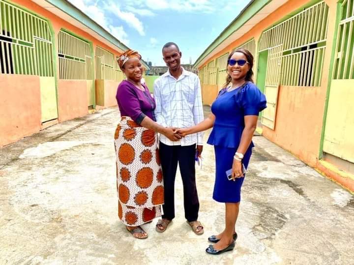 Apostle Chibuzor Hands Over DEBORAH ESTATE To Deborah Samuel’s Parents ...