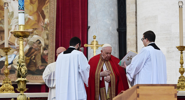 Pope Francis To Lead Ex-Pontiff Benedict’s Funeral – Igbere TV