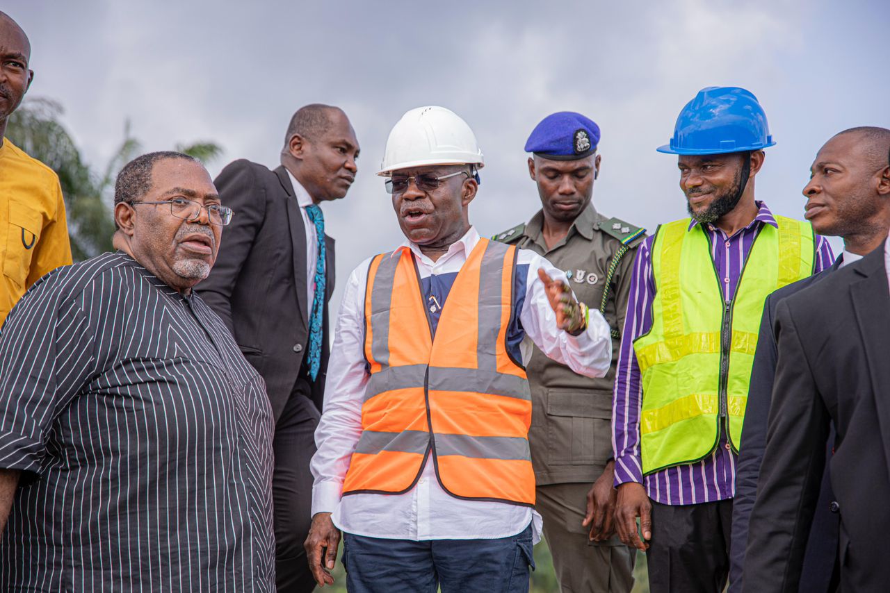 Gov Otti Flags Off 19.1km Itungwa-Mgboko-Amaise-Amairi-Omoba-Ahiaba ...