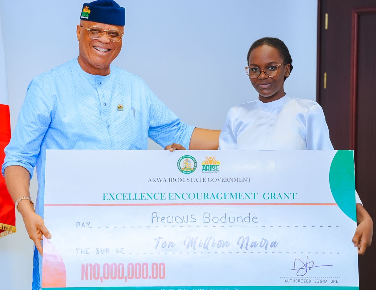 Gov Eno Honours Young Nigerian For Unique Pronunciation Talent – Igbere TV